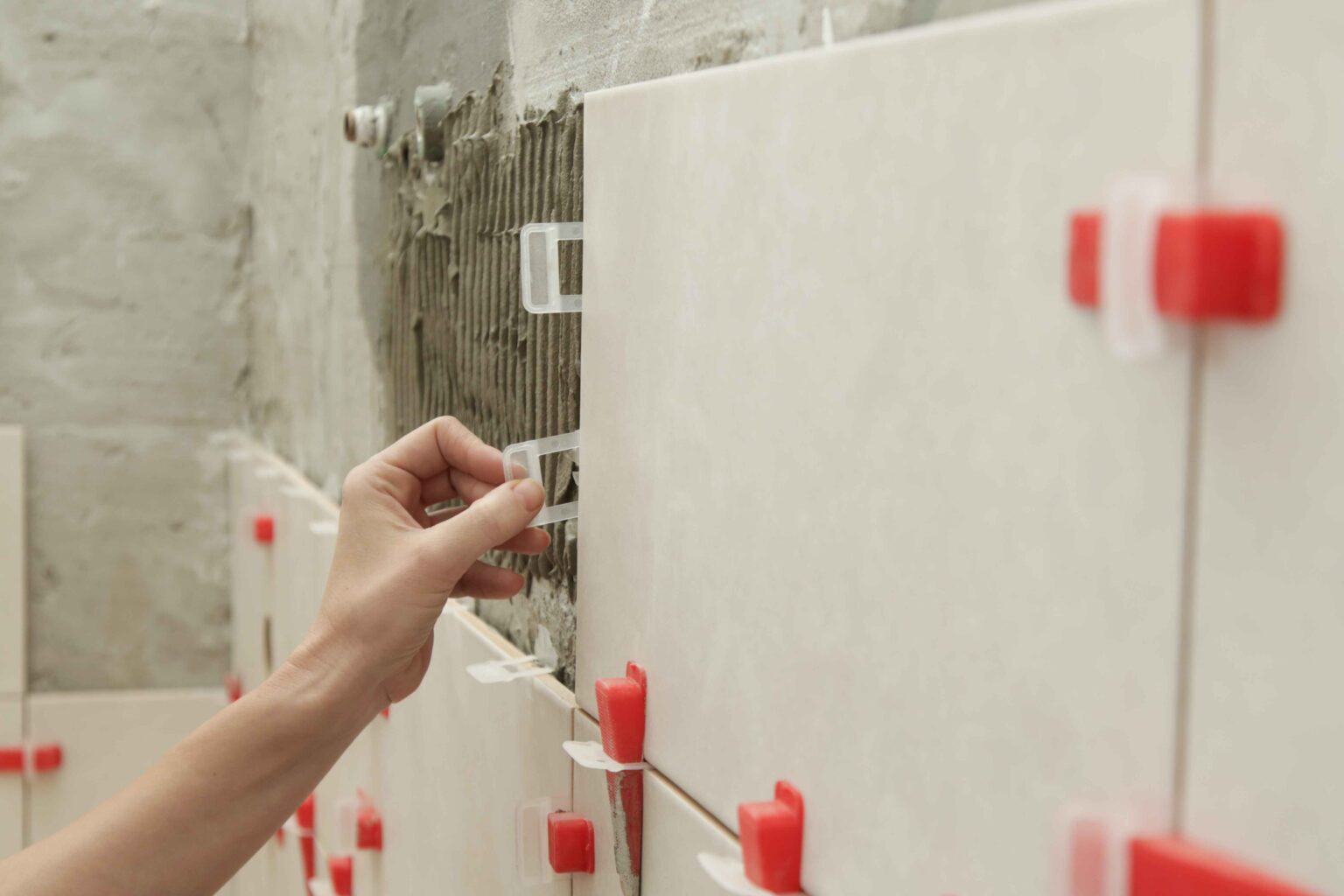 How to find the best adhesive for tiles